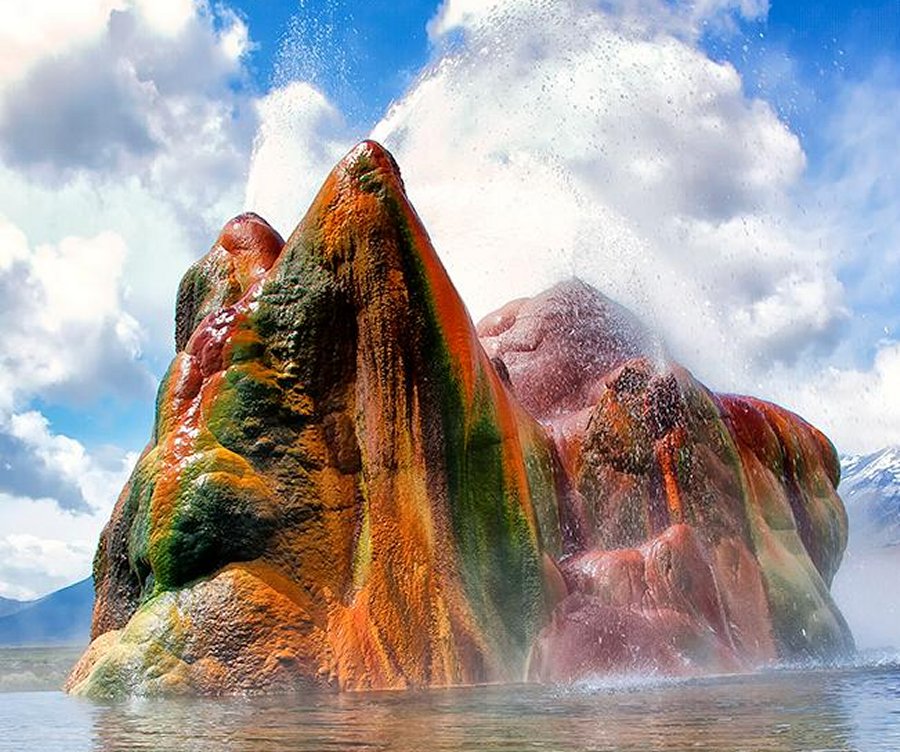 Fly Ranch Geyser: Nevada’s Marvellous And Unique Oddity ...