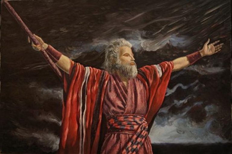 10 Divine Weapons Of The Gods - MessageToEagle.com