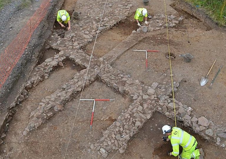 1000-Year-Old Lost Village Of Cadzow Uncovered In Central Scotland ...