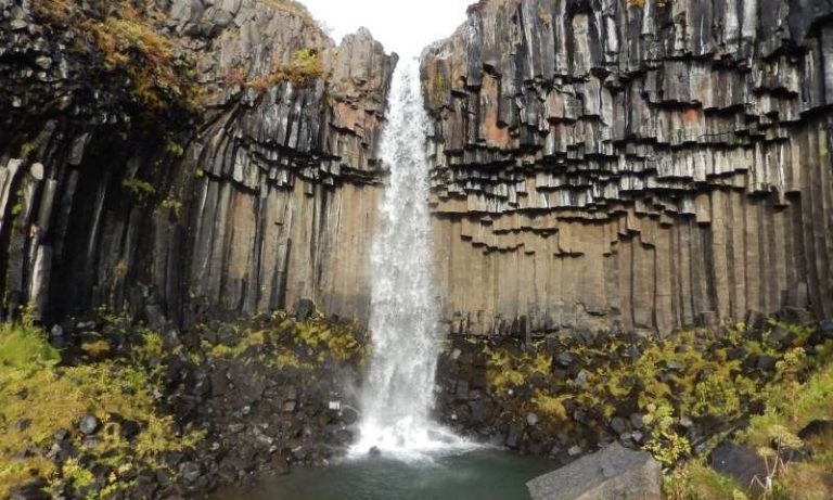 Famous Giant’s Causeway In Northern Ireland And Devils Postpile (USA ...