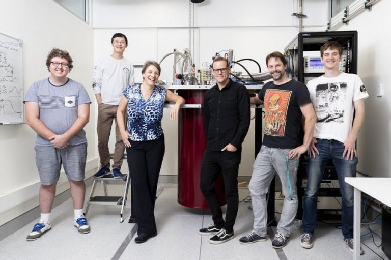 Fastest Silicon Two Qubit Gate Created By Unsw Quantum Physicists